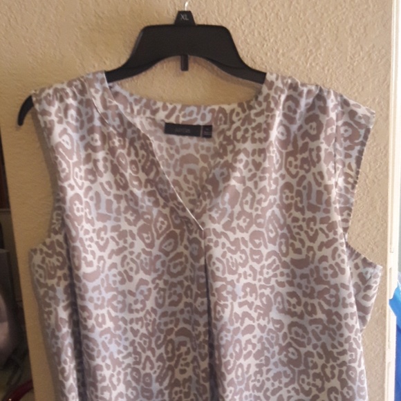 Apt. 9 | Tops | Blouse | Poshmark